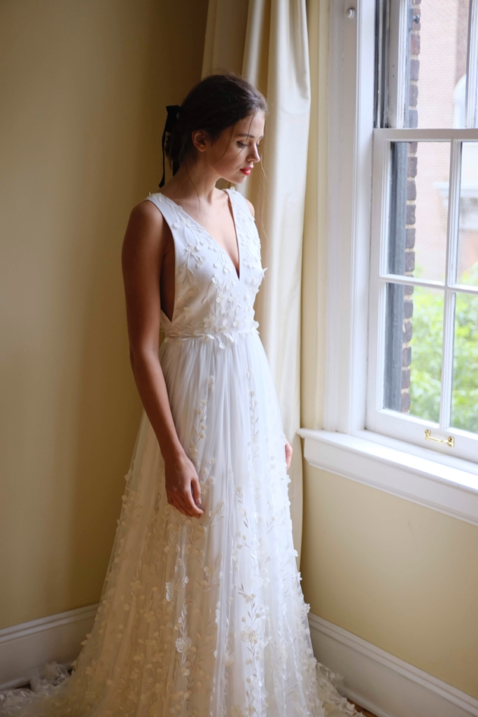 Alexandra Grecco Iris Gown Floral off white | Beacon Dress - ビーコンドレス ...